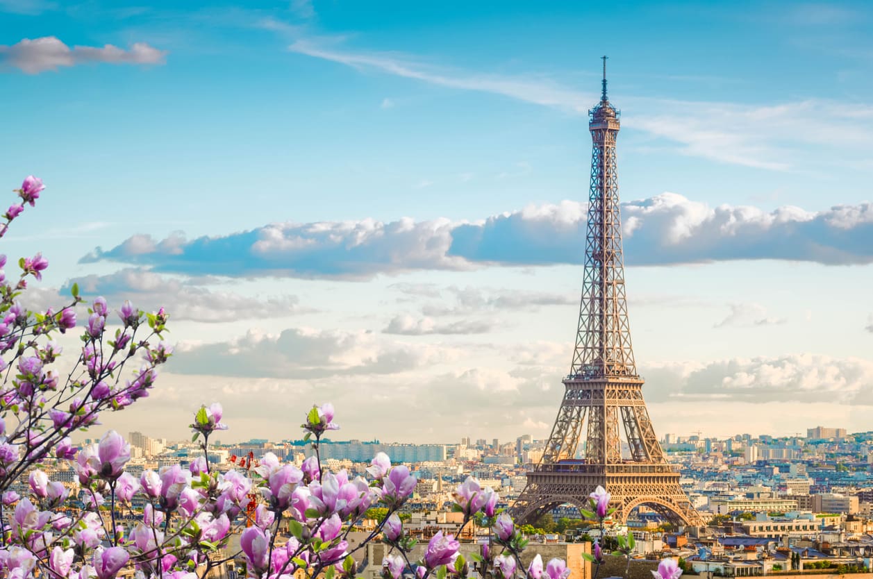 29 Romantic Anniversary Trip Ideas